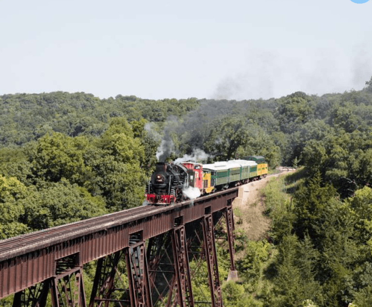 Cuyahoga Valley Scenic Railroad: Things To Know For a First Visit
